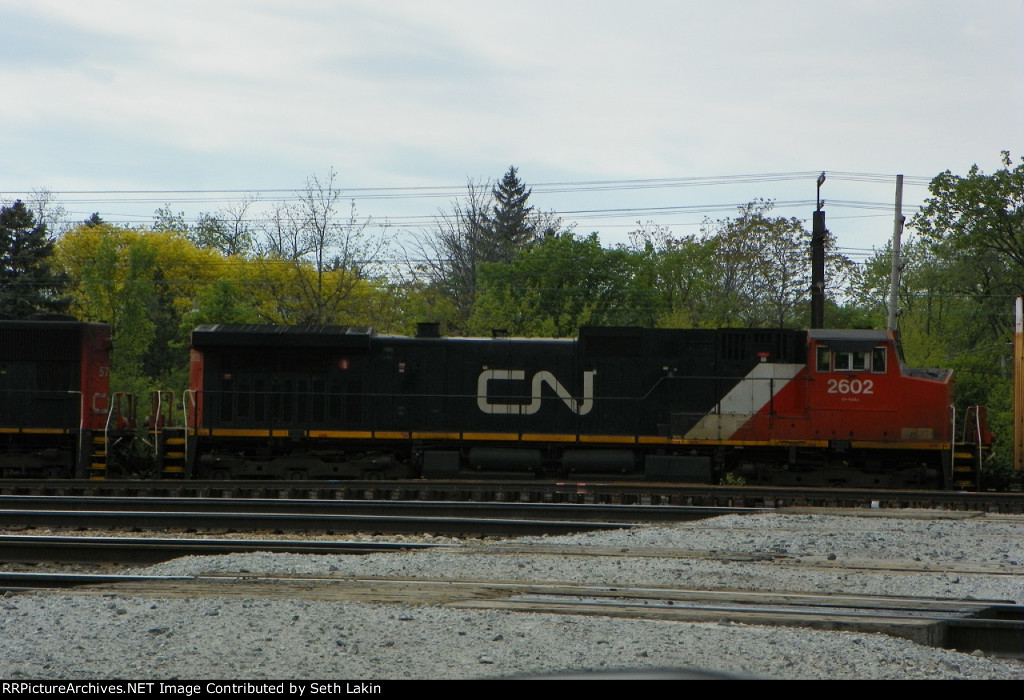 CN 2602